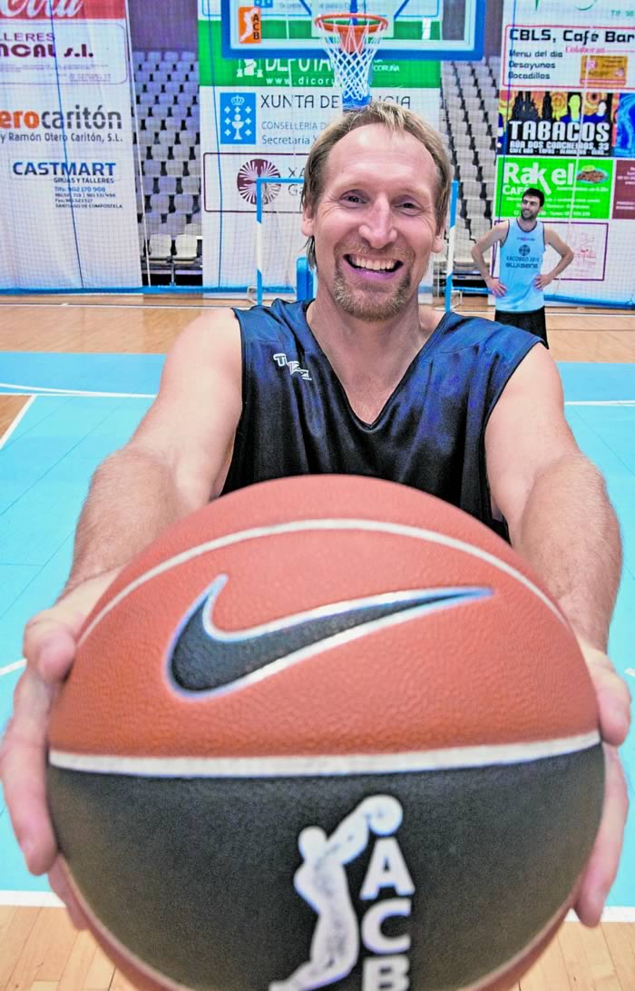 Mike Higgins: 42 años y a un paso del récord de Creus - AS.com