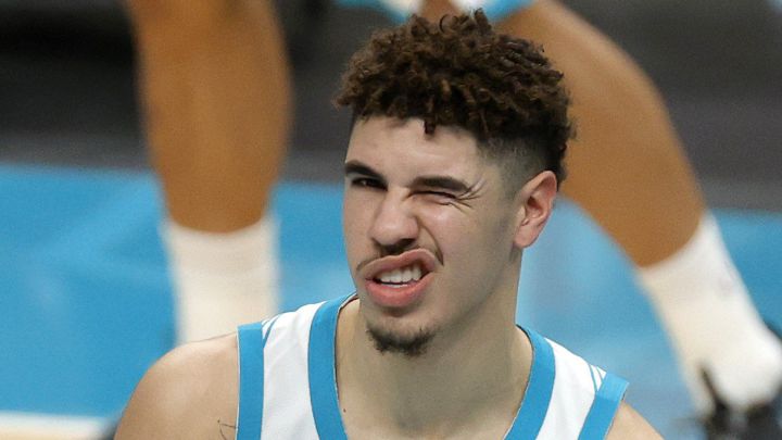 Un mal día de Doncic impulsa a un nuevo fenómeno, LaMelo Ball - AS.com