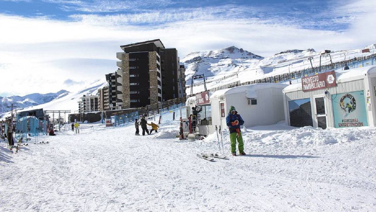Los 5 datos que debes saber antes de subir a la nieve en Chile - AS Chile