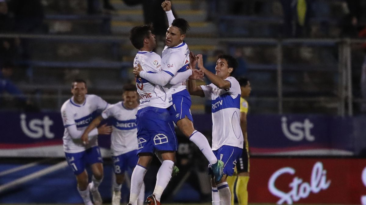 San Felipe sorprende y ficha a ex goleador de la Católica - AS Chile