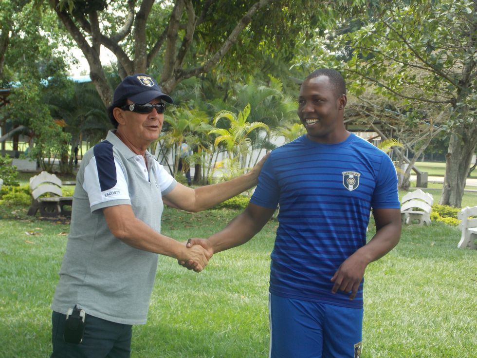 ¿Qué fue de Nelson Rivas? El central campeón con Inter - AS Colombia