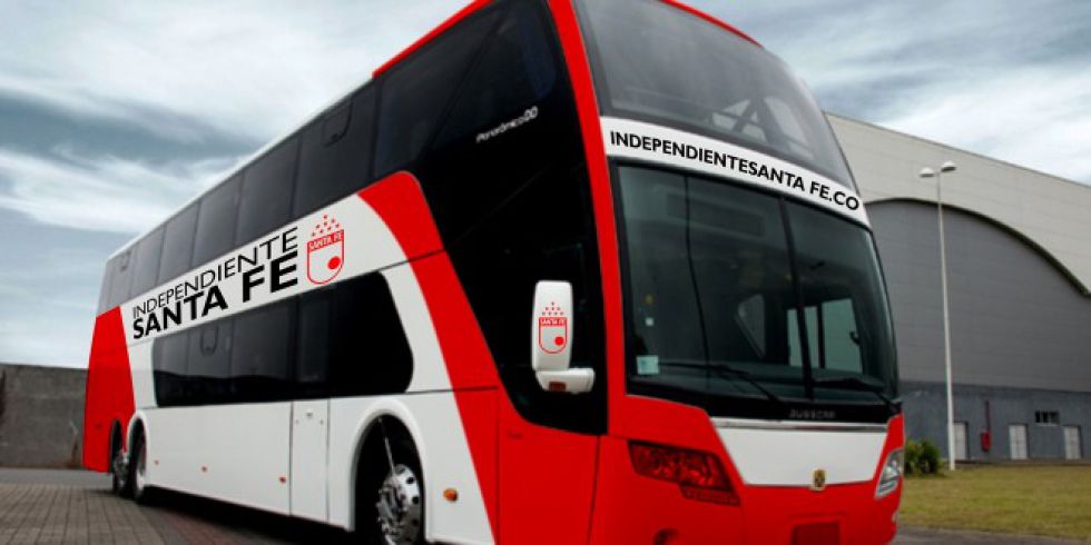Santa Fe estrenará bus de dos pisos en el segundo semestre - AS Colombia