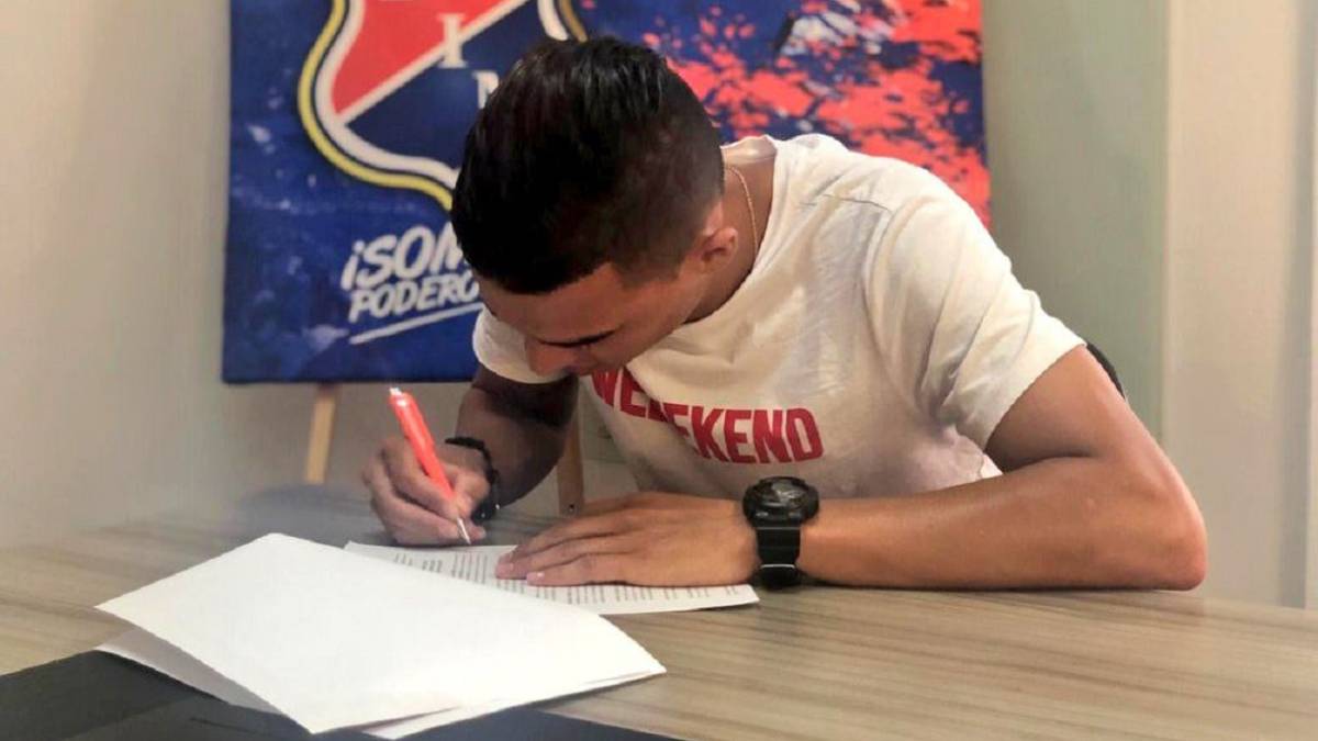 DIM anuncia a lateral Jonathan Marulanda como refuerzo - AS Colombia