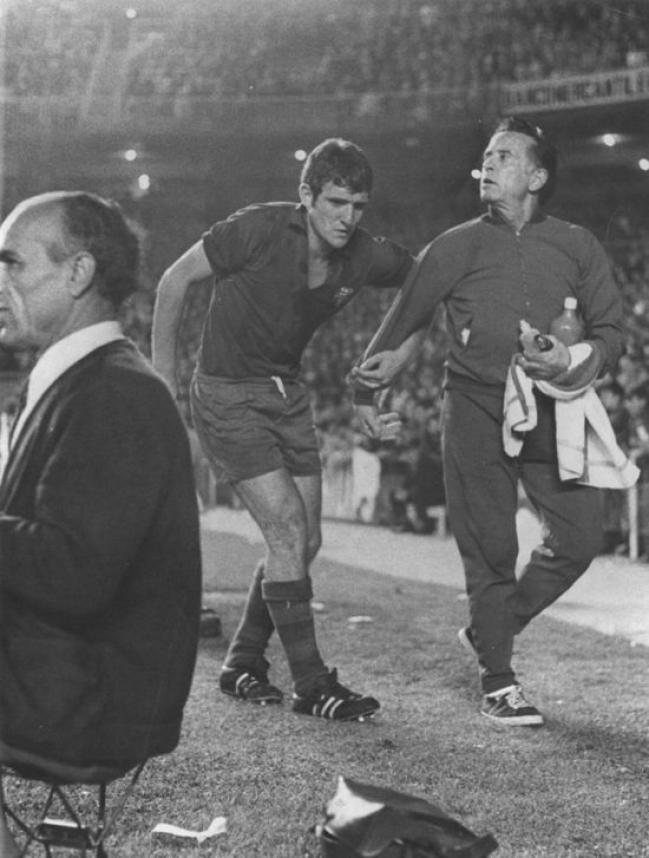 La polémica entrada de De Felipe a Bustillo - AS.com