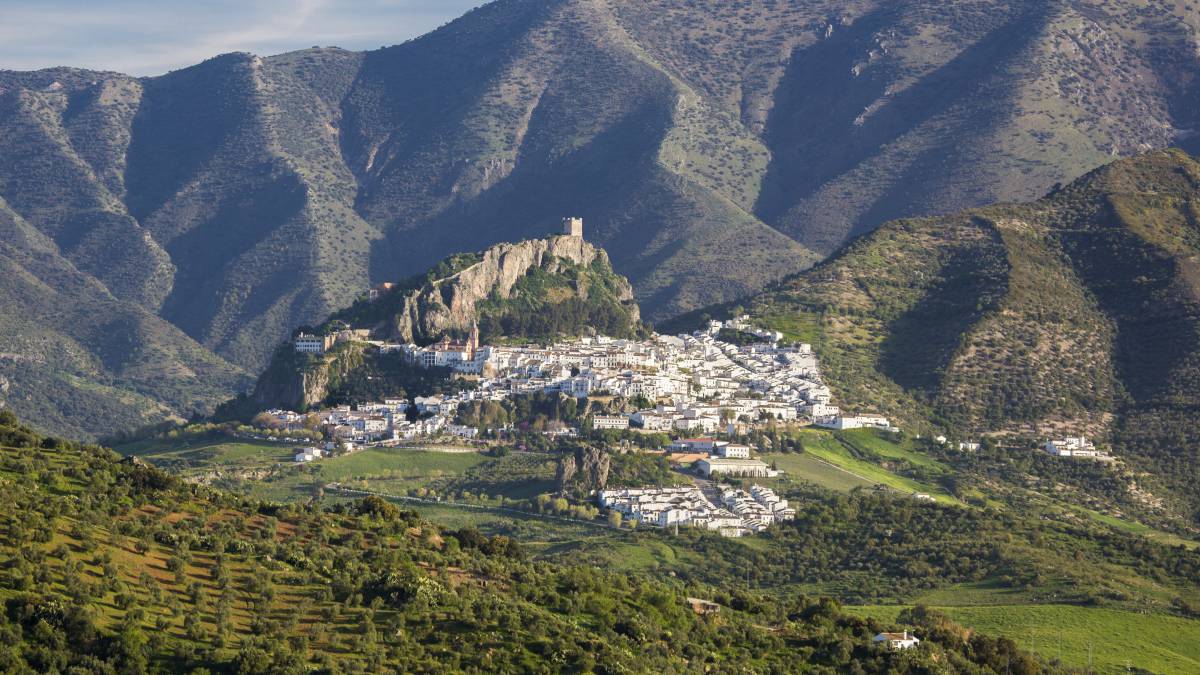 Zahara, la aldea gaditana de Astérix y Obélix - AS.com