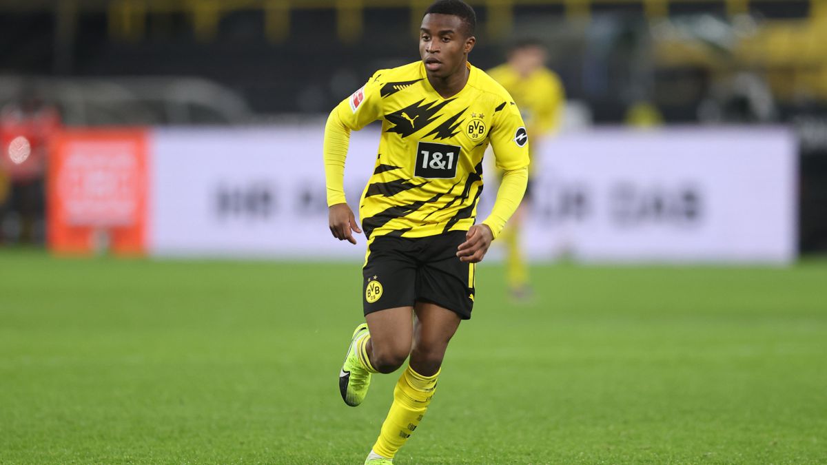 Moukoko, la esperanza de los refugiados en Alemania - AS.com