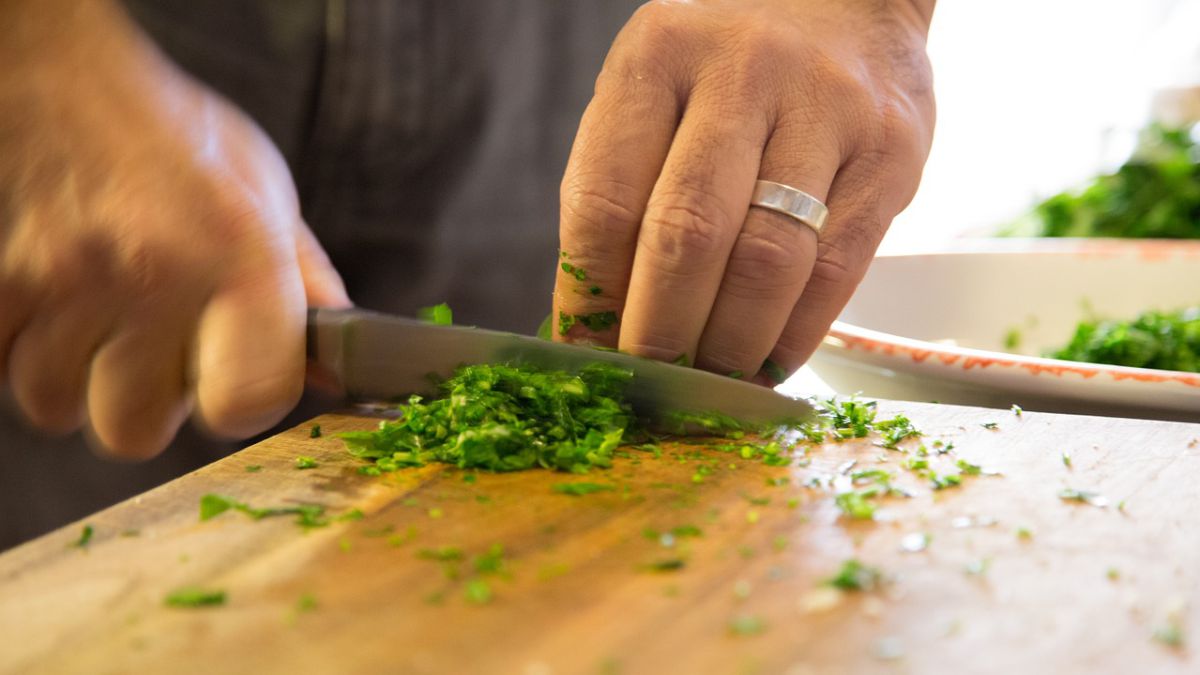 Qué es la contaminación cruzada de los alimentos, cuándo se produce y ...