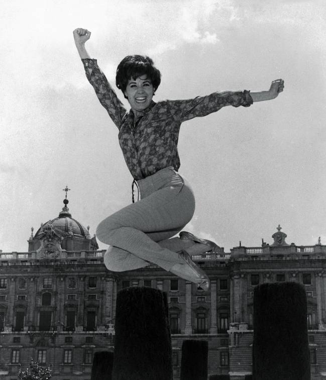 Concha Velasco, the very first AS girl - AS.com