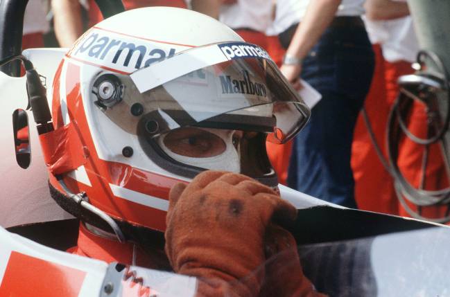 Niki Lauda was "a Formula 1 giant", says former rival Mario Andretti ...