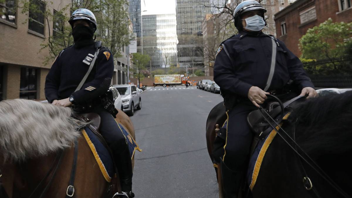 Coronavirus: Coronavirus US live updates: total cases and deaths ...