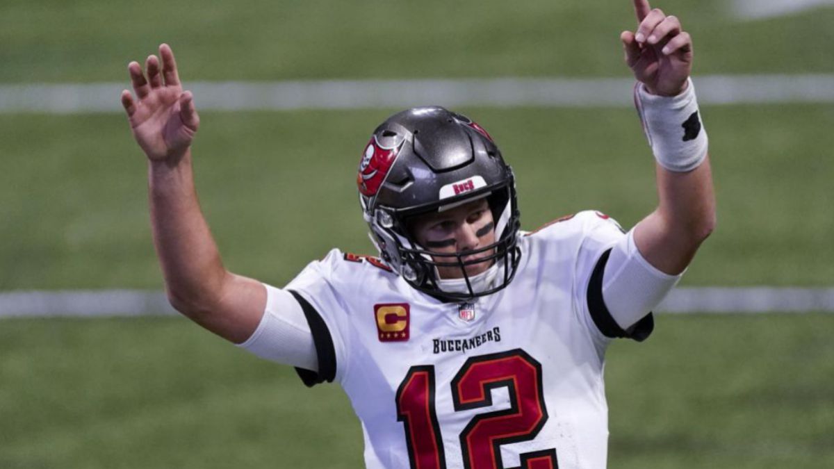 Tom Brady's signed rookie card sells for record $2.25 million - AS.com