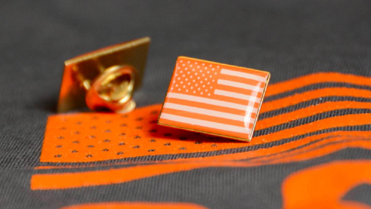 Este es el pin que muchos llevarán en los Óscar y que tiene un ...