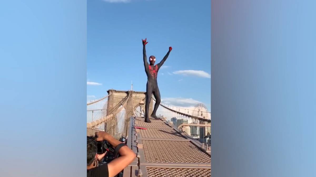 George Floyd | Ya estuvo Batman y ahora llega Spider-Man a las ...