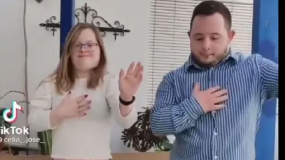 Celia y Jose, la pareja con síndrome de Down que arrasa en TikTok - AS.com