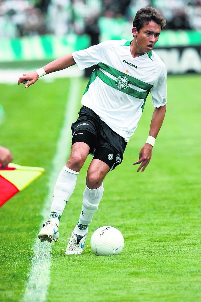 Keirrison es el punta que busca el Atleti para junio - AS.com