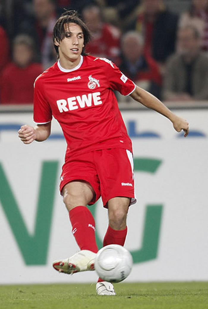 Stosic tiene dos millones para el defensa y el medio - AS.com