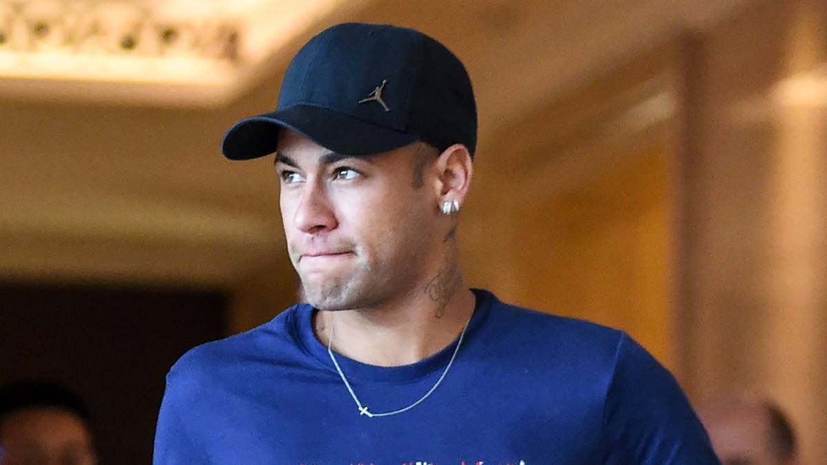 André Cury viajó desde París a Barcelona con Neymar para grabar un ...