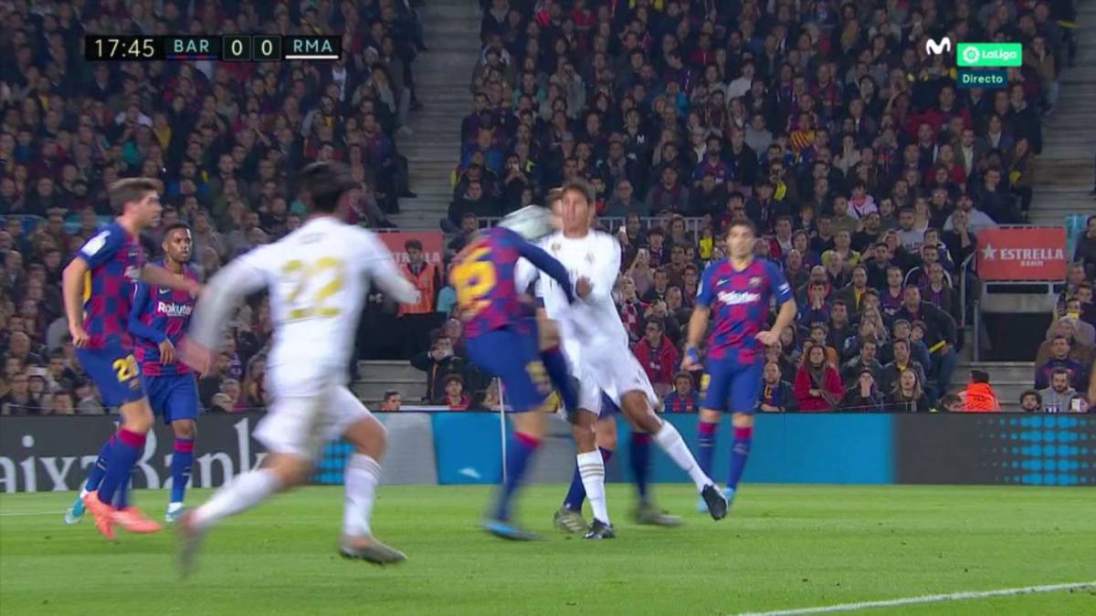 Real Madrid robbed of two Clásico penalties - AS resident ref - AS.com