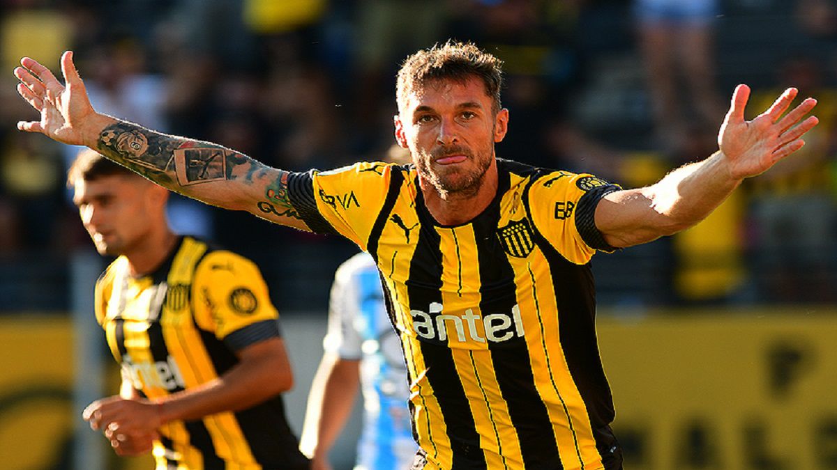 Xisco se despide de Peñarol - AS.com
