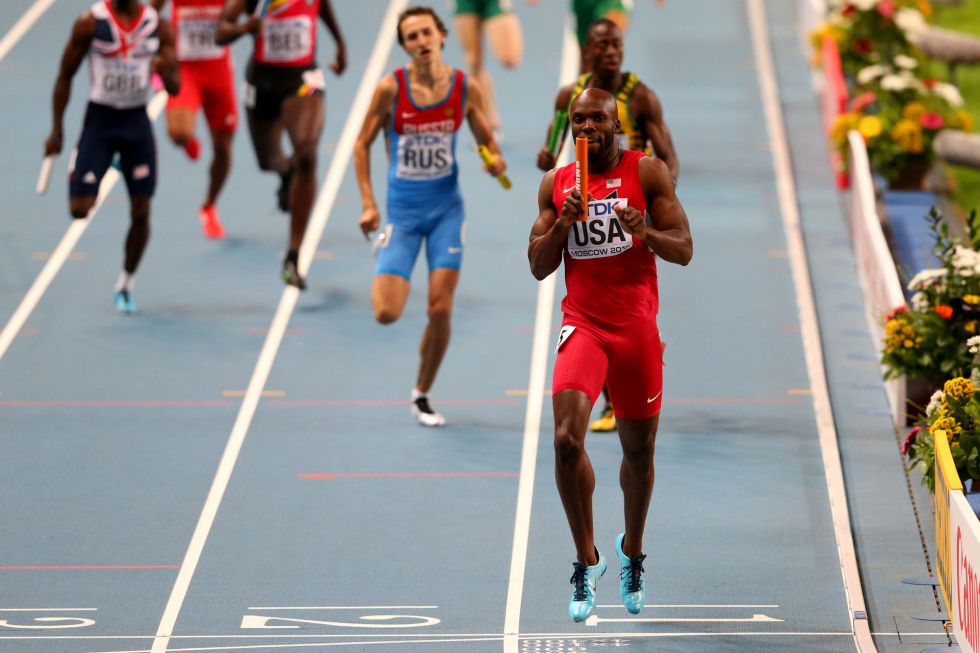 Estados Unidos arrasa en los relevos 4x400 metros - AS.com