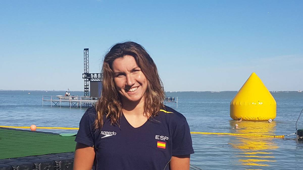 Natación | Paula Ruiz, la joven que abre las aguas entre boyas ...