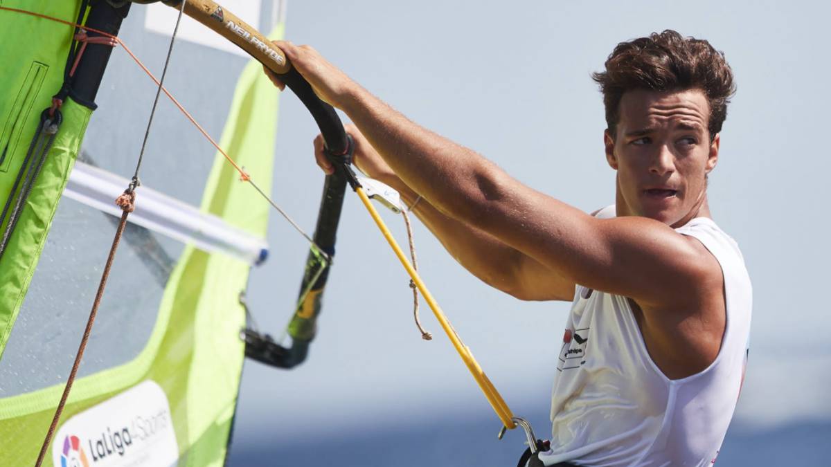 Sergi Escandell y Ángel Granda disputarán la regata final - AS.com