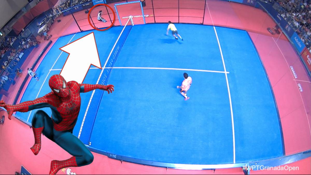 Spiderman en el pádel: gana la final con una volea subido a la reja ...