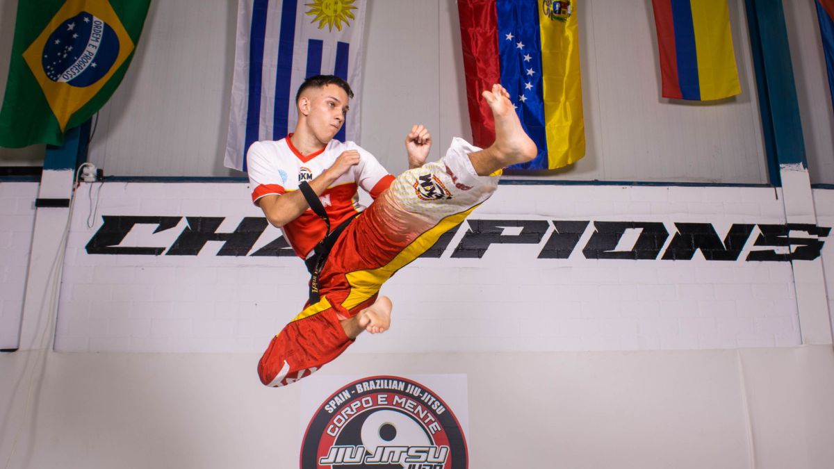 Antonio Jiménez: the 'Falcon' who makes his way in kickboxing