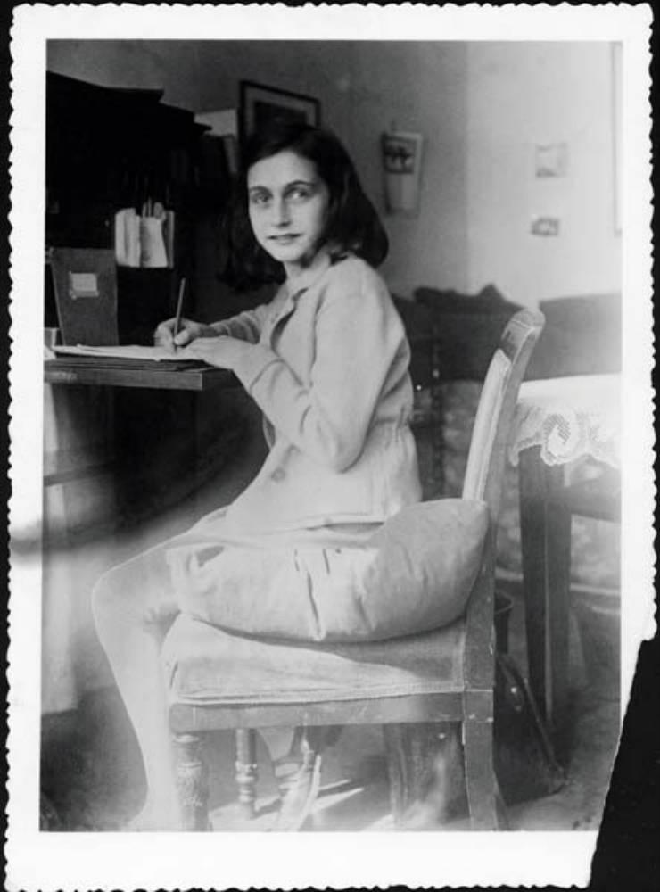 La vida de Ana Frank y su diario a través de un videojuego - MeriStation