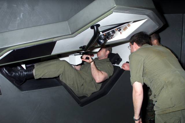 DARPA, una historia de violencia, ciencia, militares y videojuegos ...