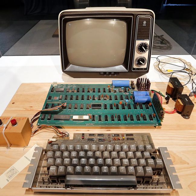 Subastan un Apple 1 original en funcionamiento por 350.000 euros - AS.com