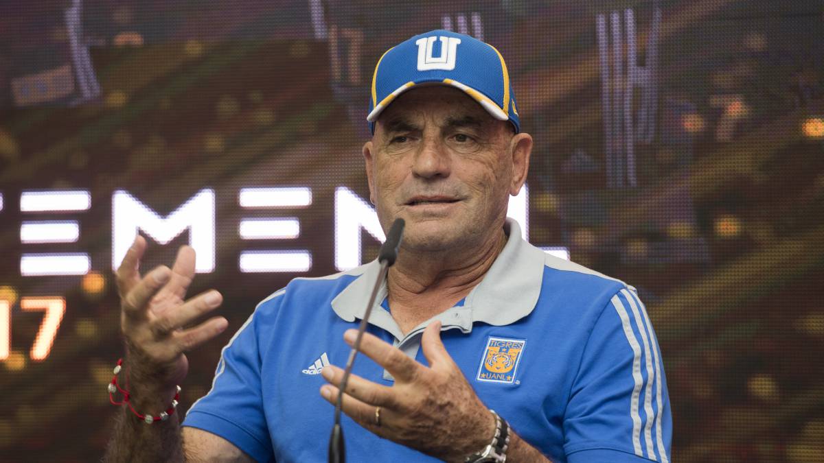 Osvaldo Batocletti dejará a Tigres Femenil - AS México