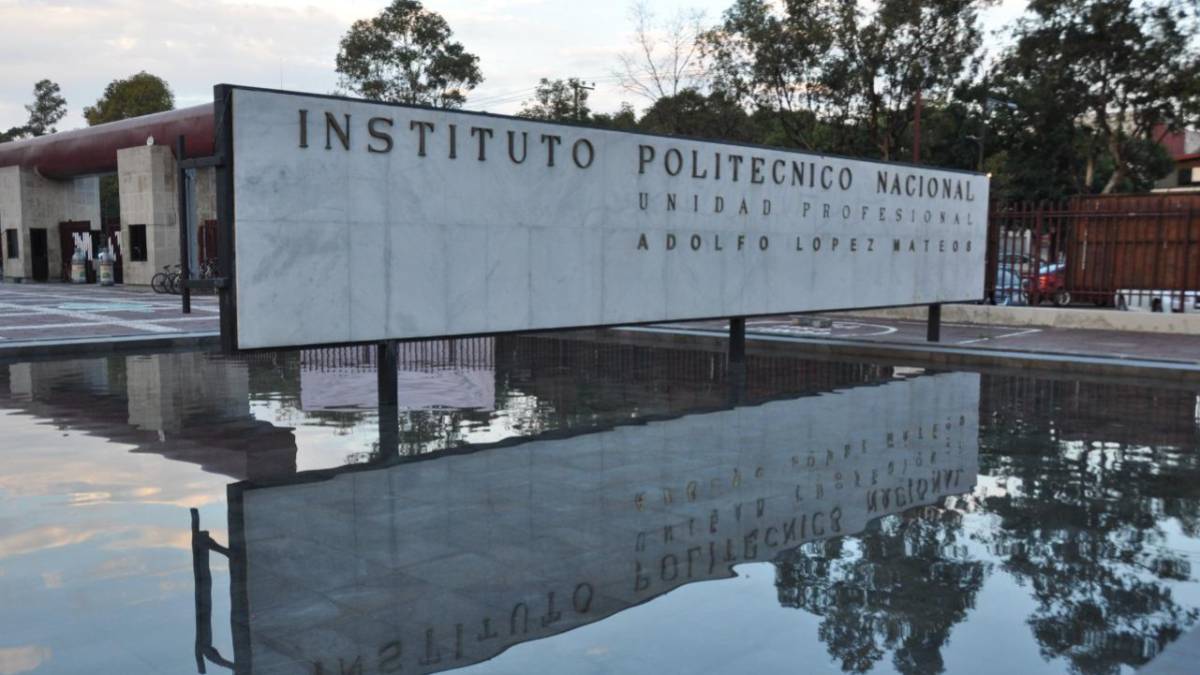 Más 200 mil alumnos volverán a la IPN con clases a distancia - AS México