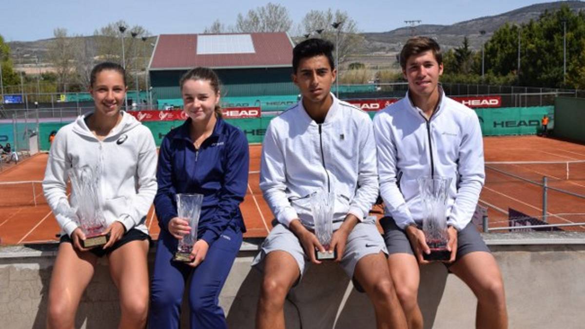 Carlos López y Diana Parry, campeones del ITF JC Ferrero - AS.com