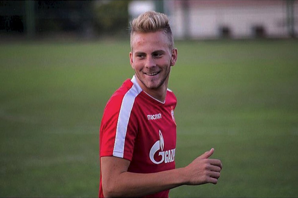 Hoy conocemos a: Uros Racic, nuevo jugador del Valencia CF - AS.com