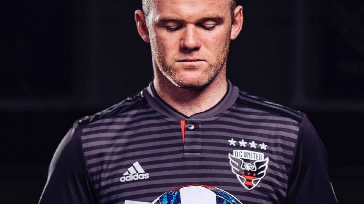 Wayne Rooney vuelve a jugar con fuego y es fotografiado con otra mujer ...