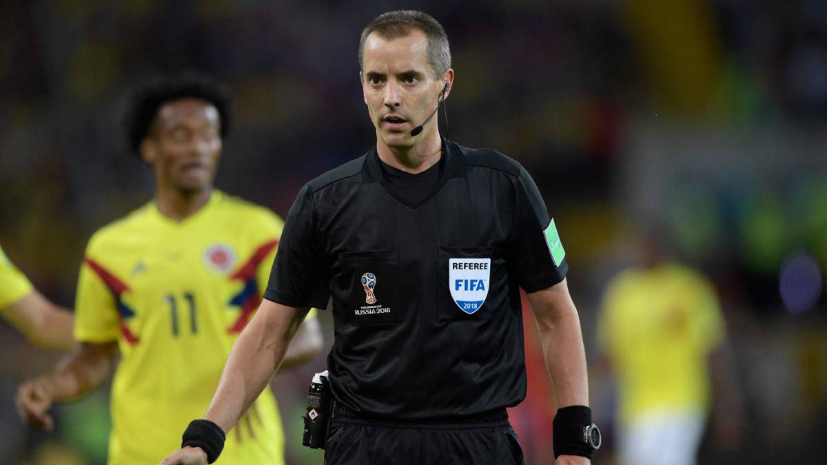 Mark Geiger suma una nueva actuación polémica en el Mundial - AS Chile