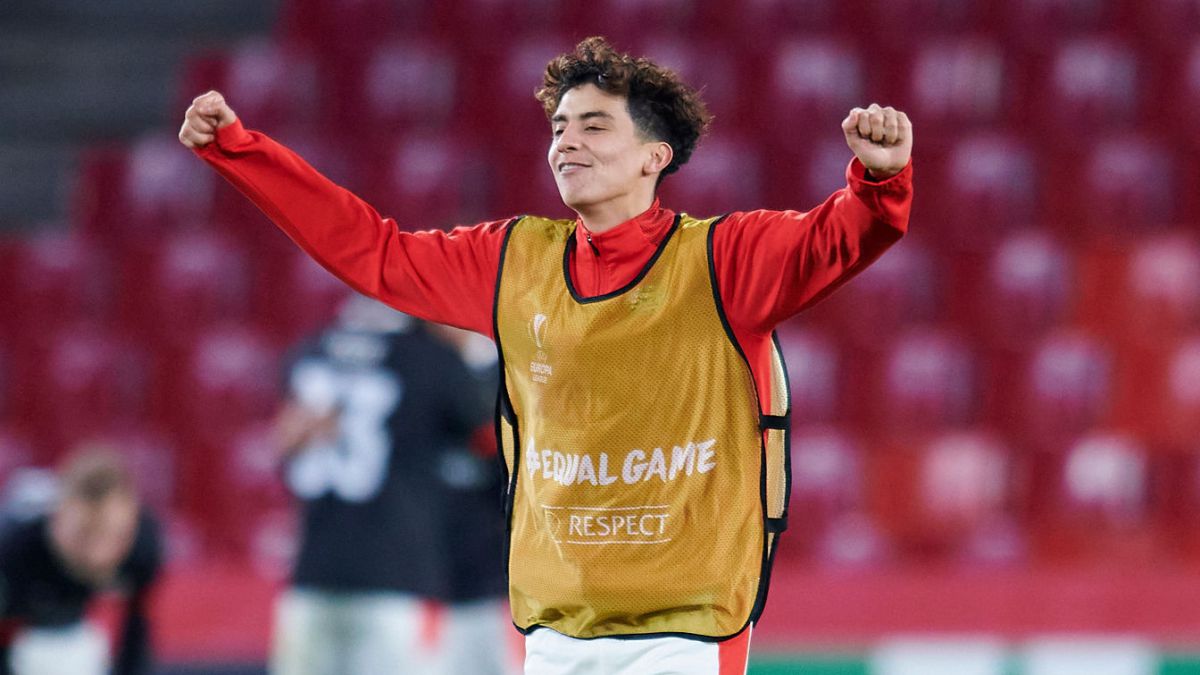 Richard Ledezma dio su segunda asistencia de la temporada con el PSV ...