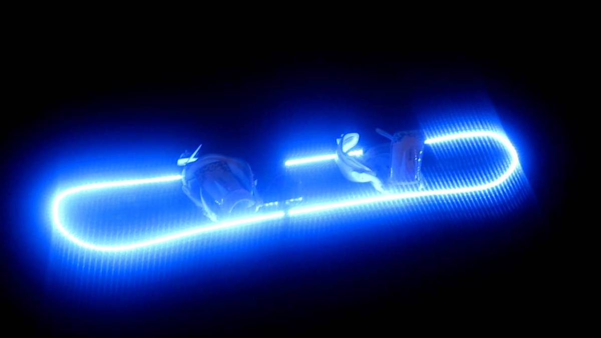 LED lights up snowboarding - AS.com